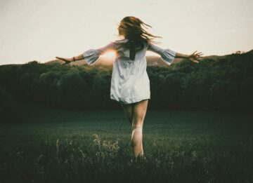 7 Signs You’re a Free Spirit (Let’s Drop the Stereotype) ⋆ LonerWolf