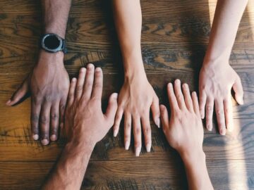 Toxic Family: 15 Signs & Ways to Deal With Their Negativity ⋆ LonerWolf