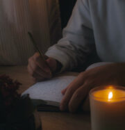 30+ Mindfulness Journal Prompts to Find Peace in the Storm (+PDF) ⋆ ...